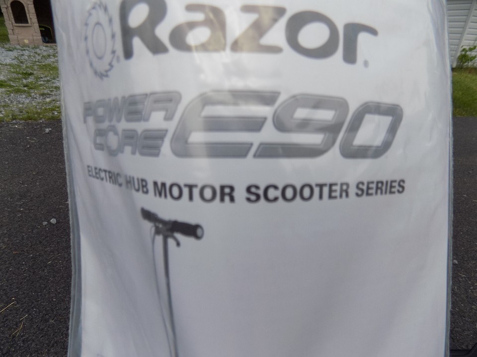 Razor Power Core E90 Sleek Electric Scooter Push Button Throttle Black ...