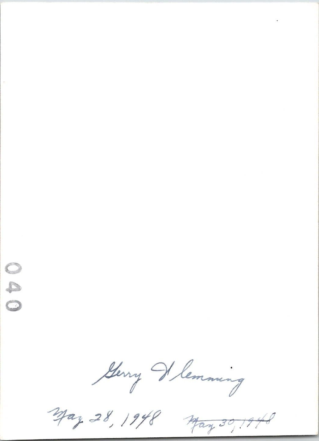 FIT YOUNG WOMAN IN CROP TOP w LONG LEGS AT THE BEACH ~ 1940s VINTAGE ...