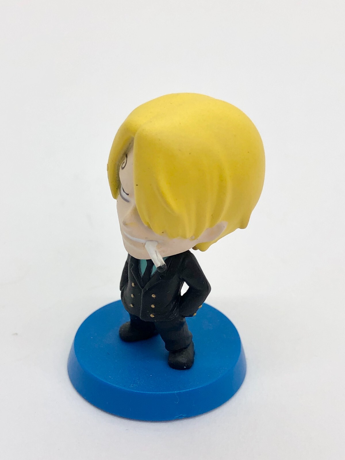 Vinsmoke Sanji mini figureTrading Figure Mini Figure AniChara Heroes ...