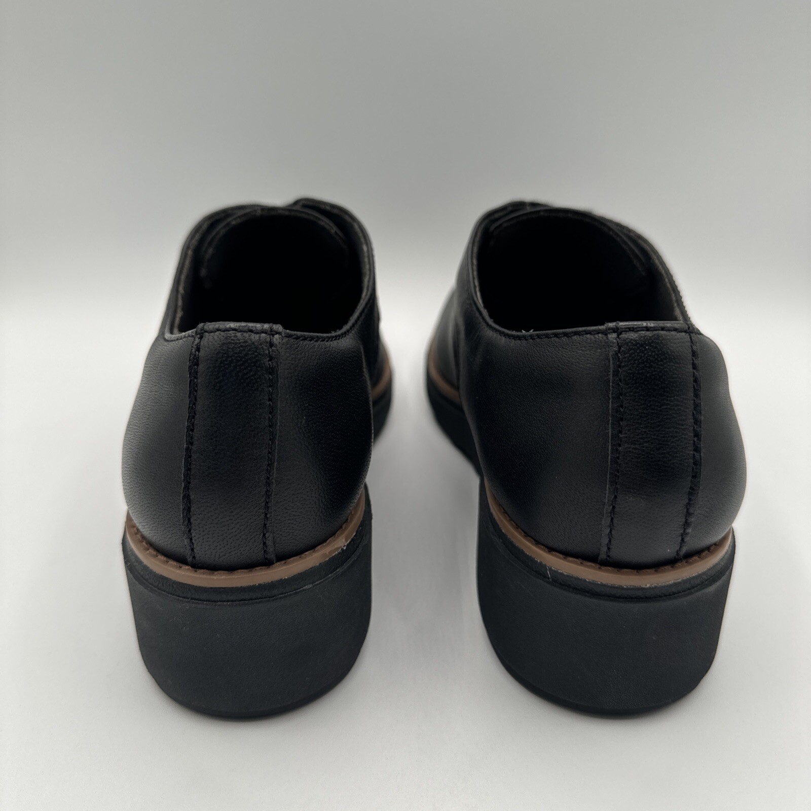 Clarks Women's Sharon Rae Loafer Women’s Size 10 Black Leather Lace Up ...