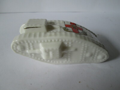 Arcadian crested ware world war 1 tank with city of lincoln crest ...