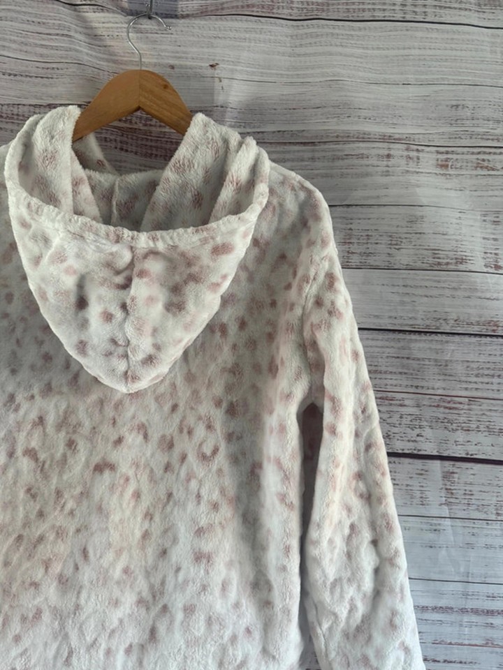 New Look Pink And White Leopard Print Fleece Pullover Hoodie Body ...