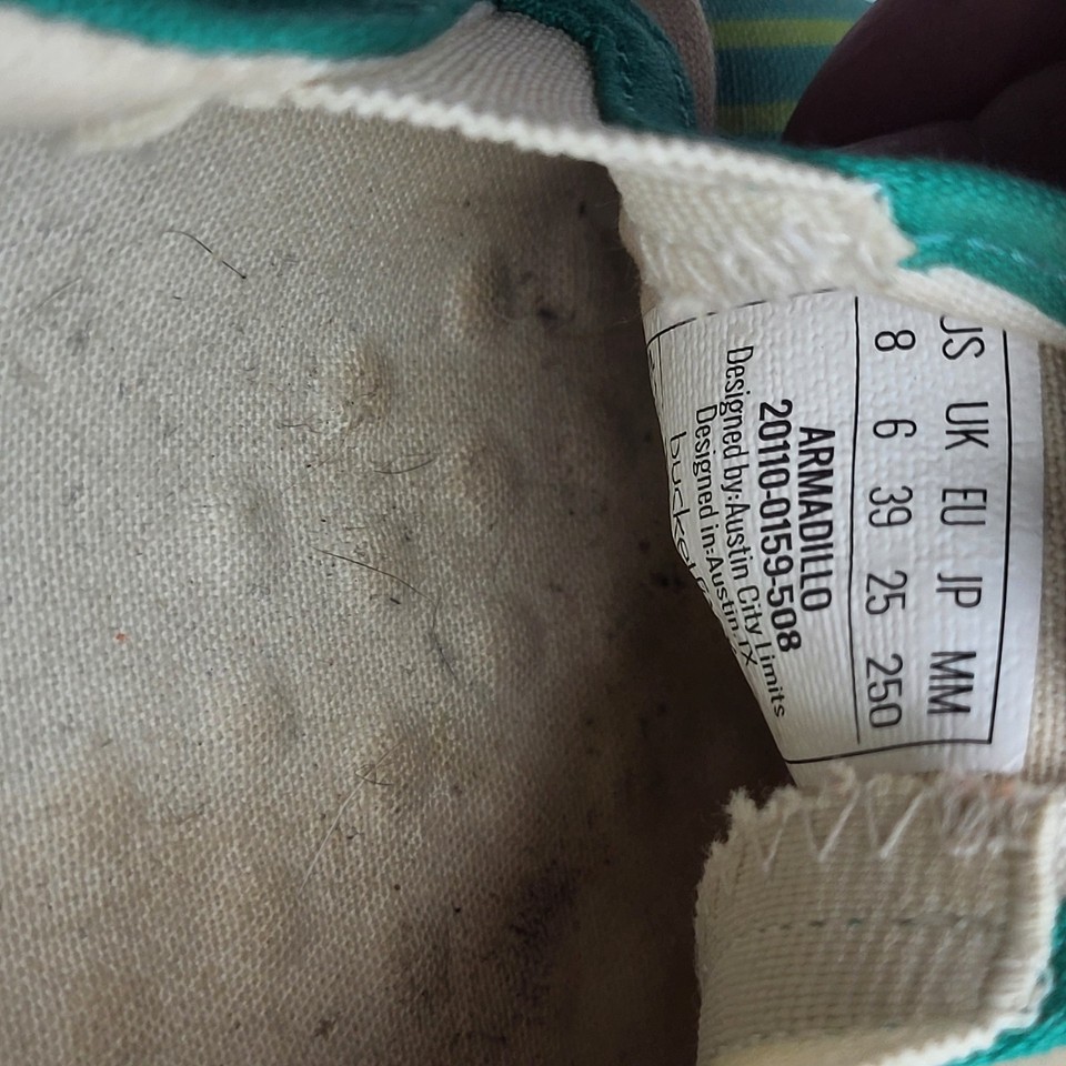 Bucket Feet Armadillo print unique slip on shoes women’s size 8 ...