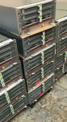 Sun Oracle T5-4 Server- 4 x 3.6GHz / 1TB Memory (32 x 7042211) / 2 x ...