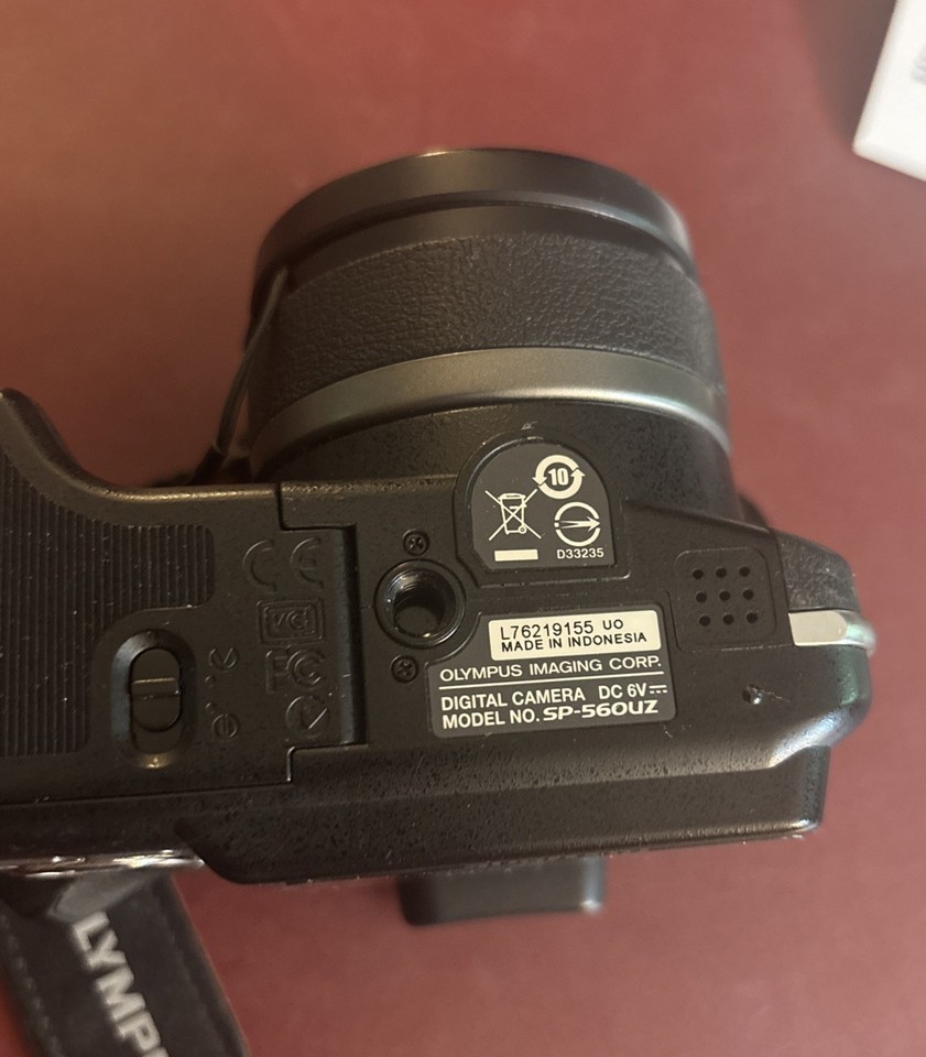 Olympus SP-560UZ 8MP Digital Camera 18x Optical Zoom - Tested | eBay