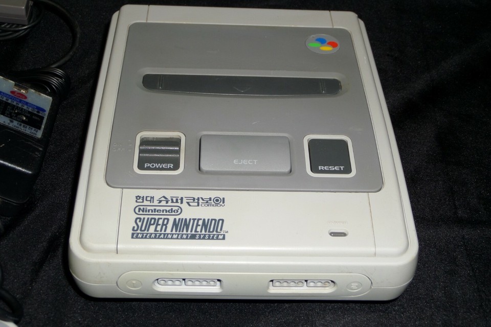 Hyundai Nintendo Super Comboy System Korean SNES Console W/ Controller ...