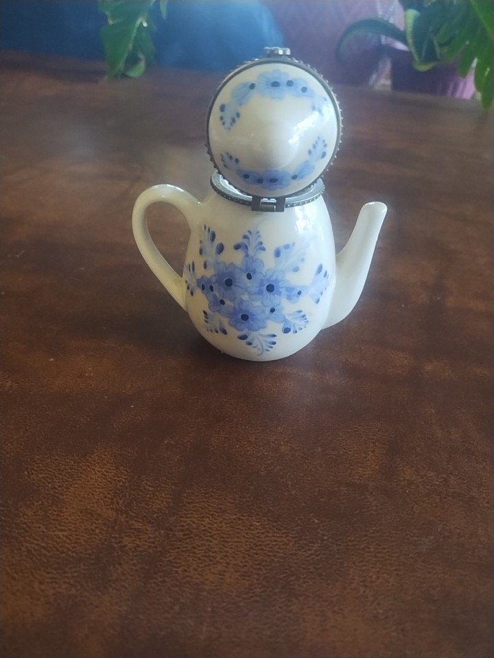 Vintage Mini Porcelain Blue/ White Teapot Trinket Box with Hinged Lid ...