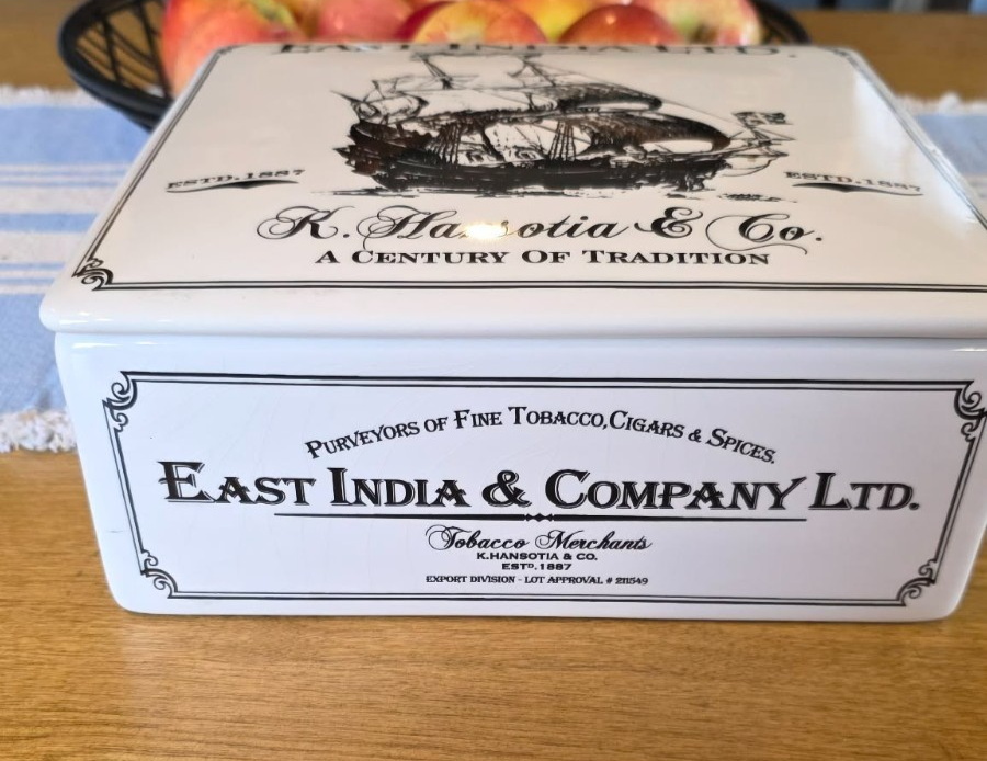 porcelain cigar box East India Ltd empty K Hansotia & Co Mint Condition ...