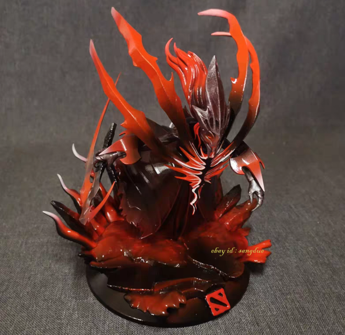 Customized DOTA2 Spectre H20 cm Red Collectible Game Painted Resin ...