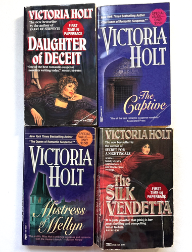 Victoria Holt Vintage Gothic Romance Paperback Books Lot of 4 | eBay