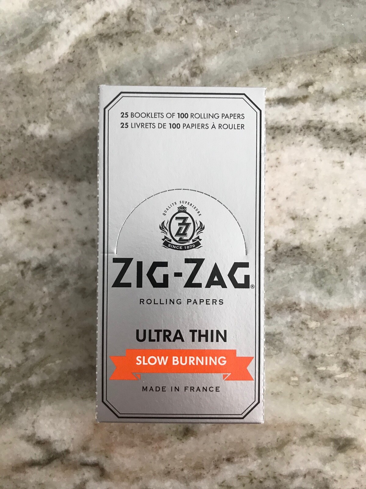 Zig-Zag Silver Ultra-Thin Slow Burning Rolling Papers - 1 Box/25 Packs ...