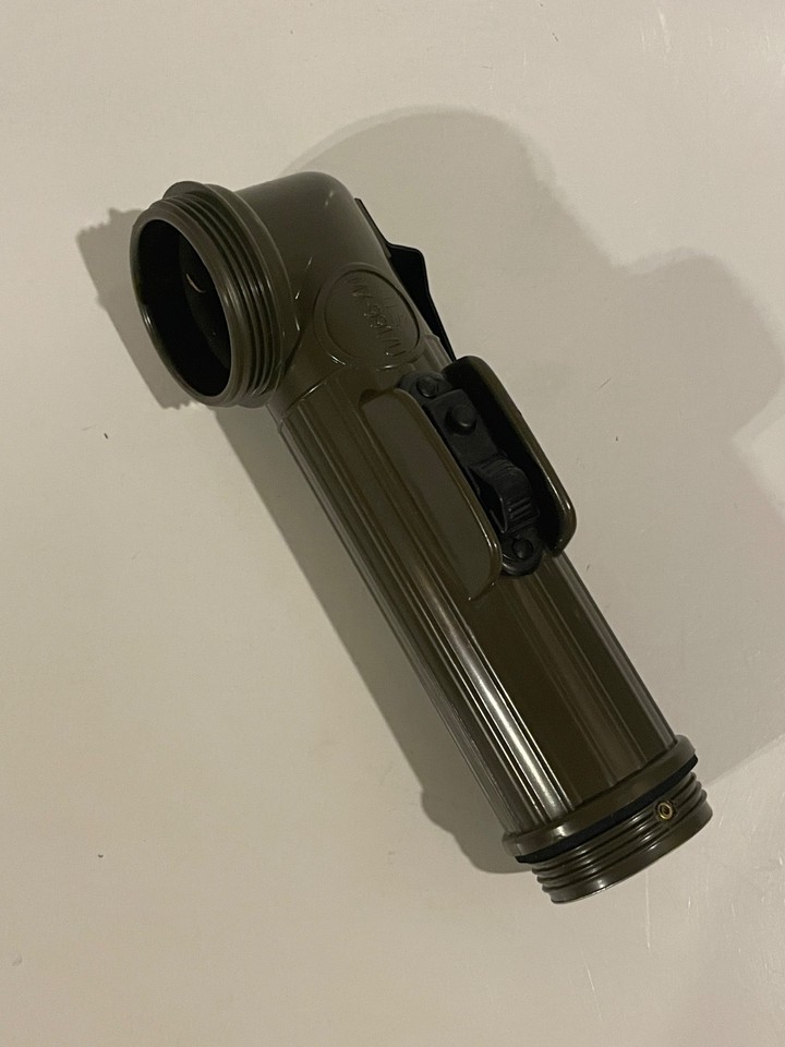 Genuine US Military Vietnam Era 90 Degree Flash Light MX-991 U by ...