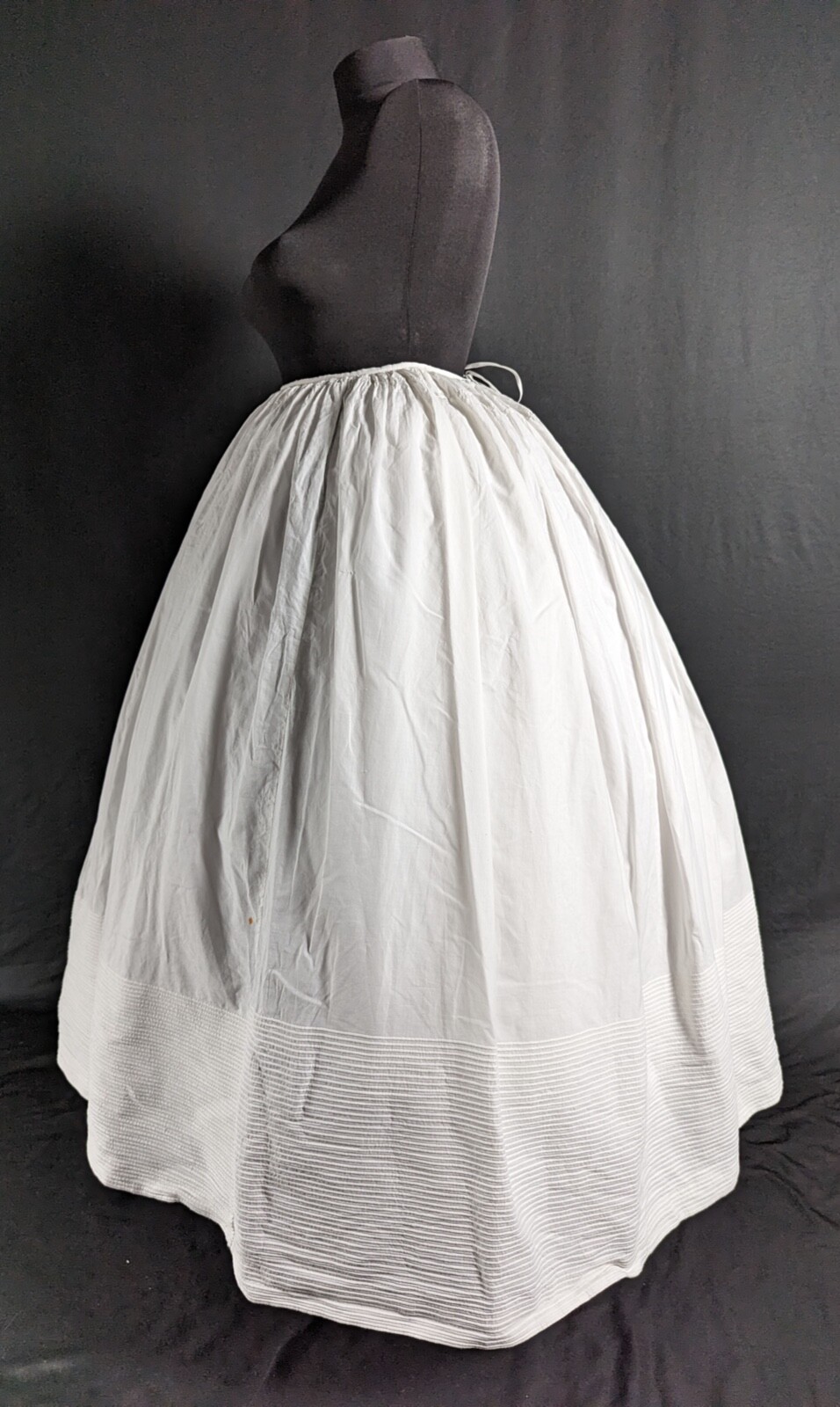 Antique Fashion Victorian c. 1860s Crinoline Era Pett… - Gem