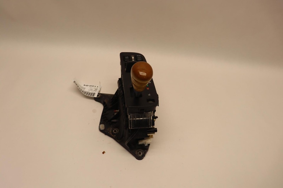 2002-2005 LEXUS SC430 A/T AUTOMATIC TRANSMISSION GEAR SHIFTER SHIFT ...