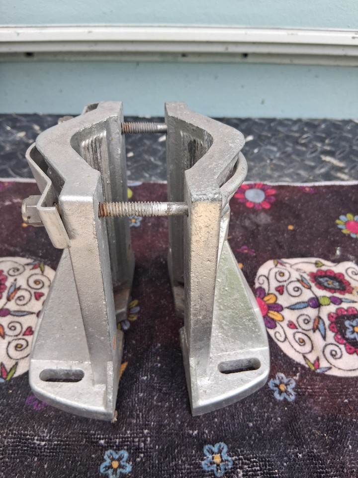 Alliance HD-73 antenna rotor lower mast support,used | eBay