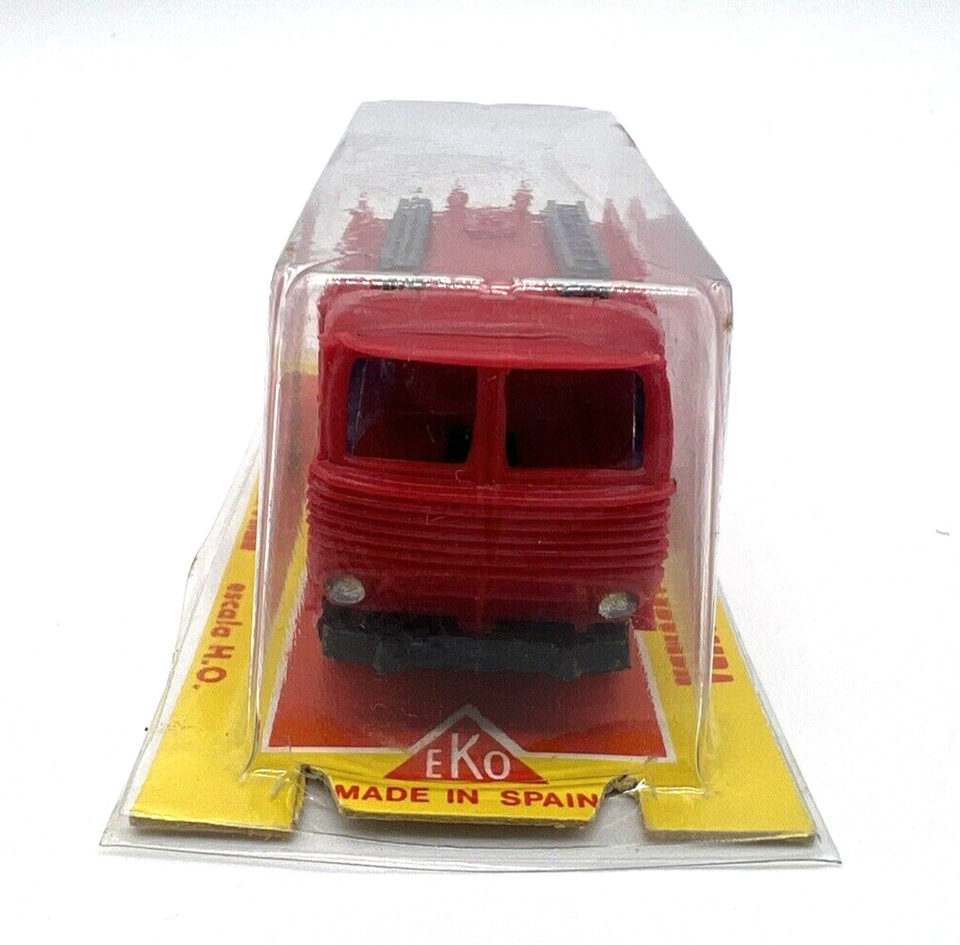 EKO HO Micro-Miniatures 2093 Pegaso Bomberos Autobomba Red Fire Truck ...
