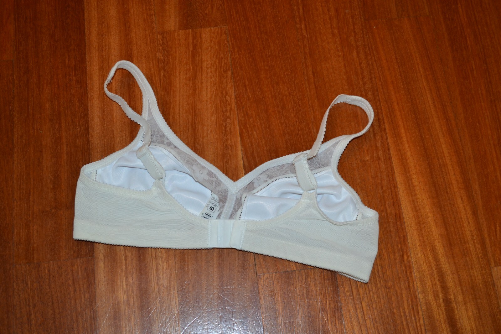 Wonderbra Vintage Bra 1137 Wireless B36 White with Ivory front lace NEW ...