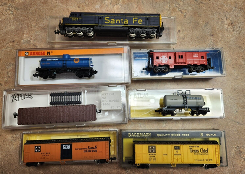 N Scale Lima Santa Fe SD-75 Diesel Locomotive 3927 - Untested PLUS 6 ...