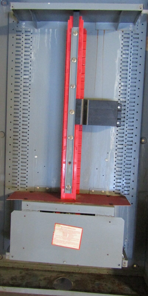 😏 SQUARE D 400A I-LINE MAIN LUG PANELBOARD 3Ø 4W 277/480V 42 CIR HCM44 ...