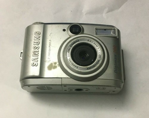 Samsung Digimax 200 Digital Camera 2.1 Mega Pixels | eBay