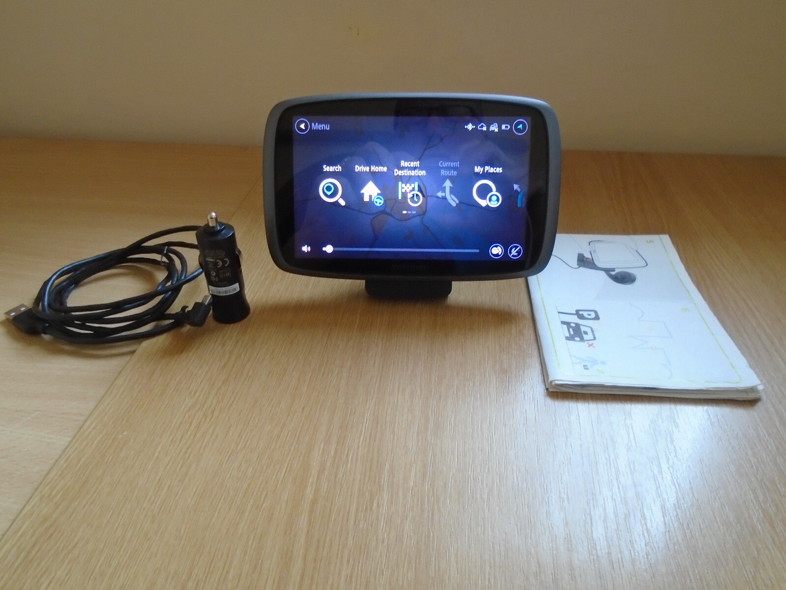 TomTom GO 600 Sat Nav - Lifetime Maps UK ROI | Grelly UK