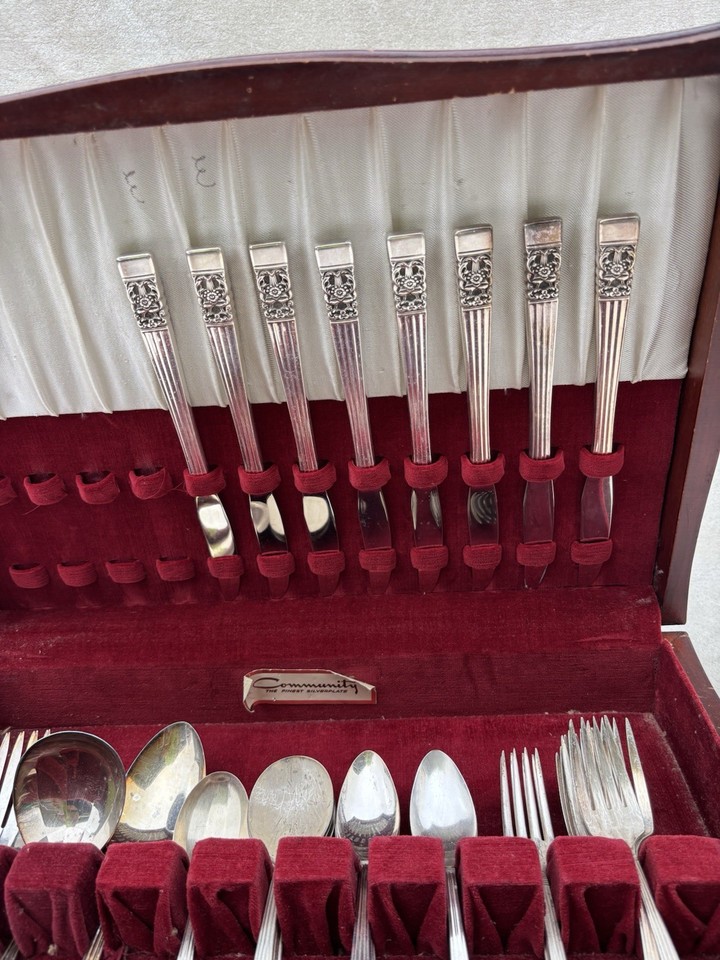 VTG Community Finest Silverware Set 41 Pieces In Wood Original Box | eBay