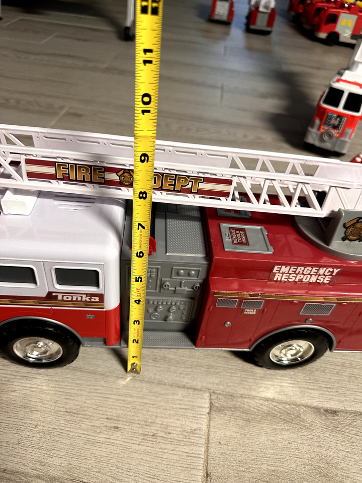 Tonka Hasbro Funrise Fire Engine 82 Lights & Sounds, 2011 used, 16" | eBay