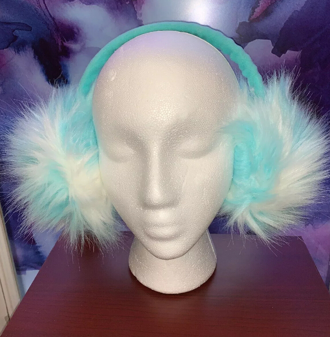 Aqua White's Instagram, Twitter & Facebook on IDCrawl