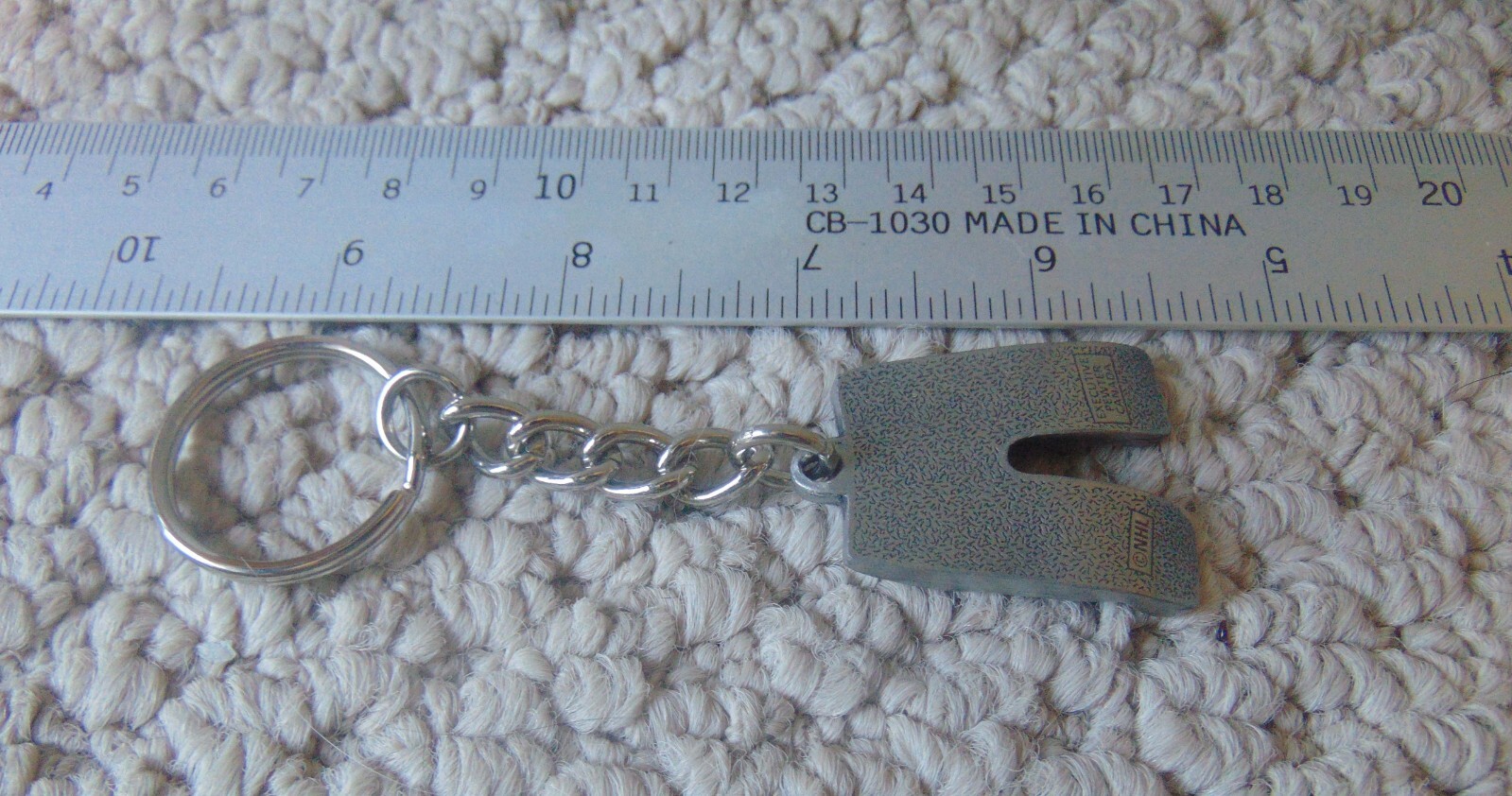 Keychain - Toronto Maple Leafs Goalie Pads - Pewter - NHL - Key Fob ...