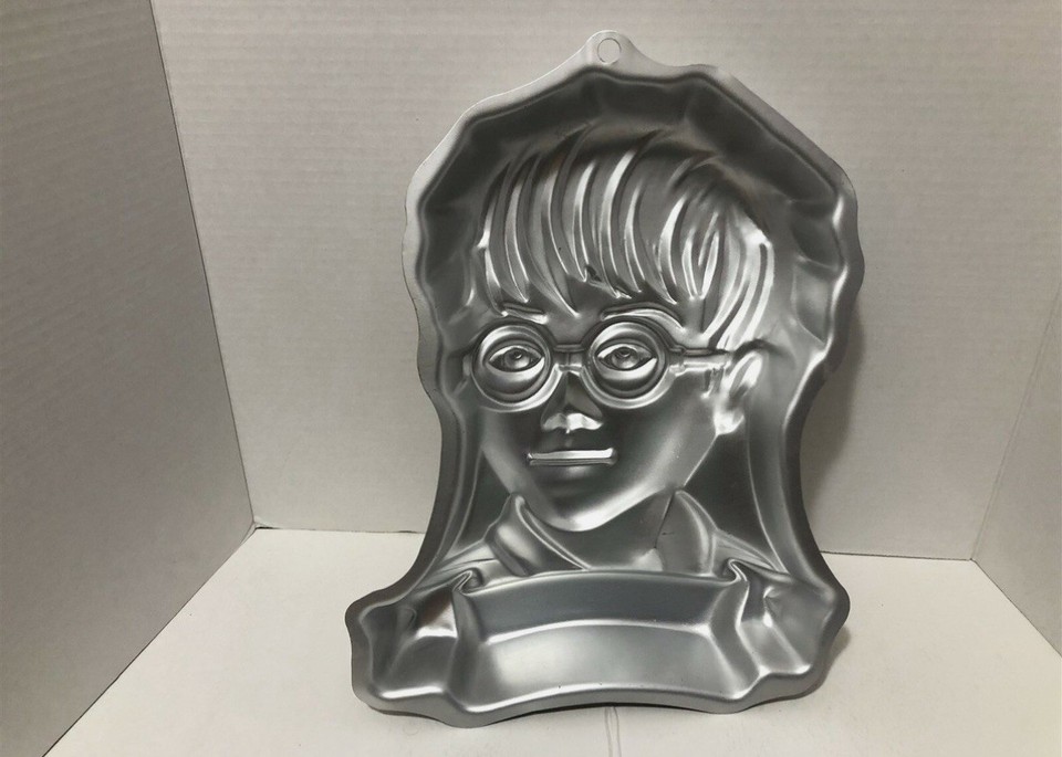 VINTAGE WILTON HARRY POTTER HOGWARTS WIZARDS MAGIC CAKE PAN BIRTHDAY ...