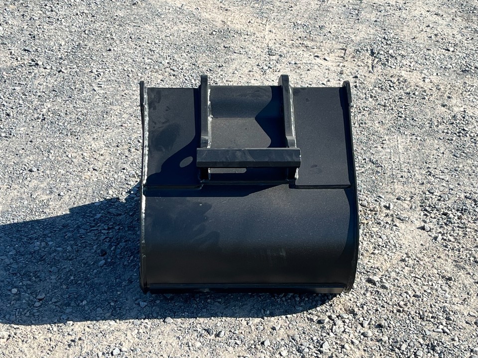 24" Bobcat X-Change Bucket for E45 & E50 & E55 | eBay
