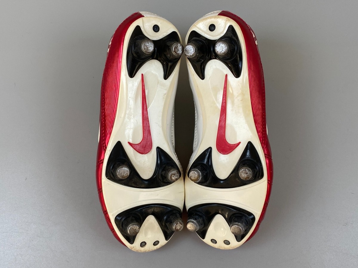 2005 Nike Total 90 III SG US 12.5C vintage soccer cleats 2005 Nike Total 90 III SG US 12.5C vintage soccer cleats