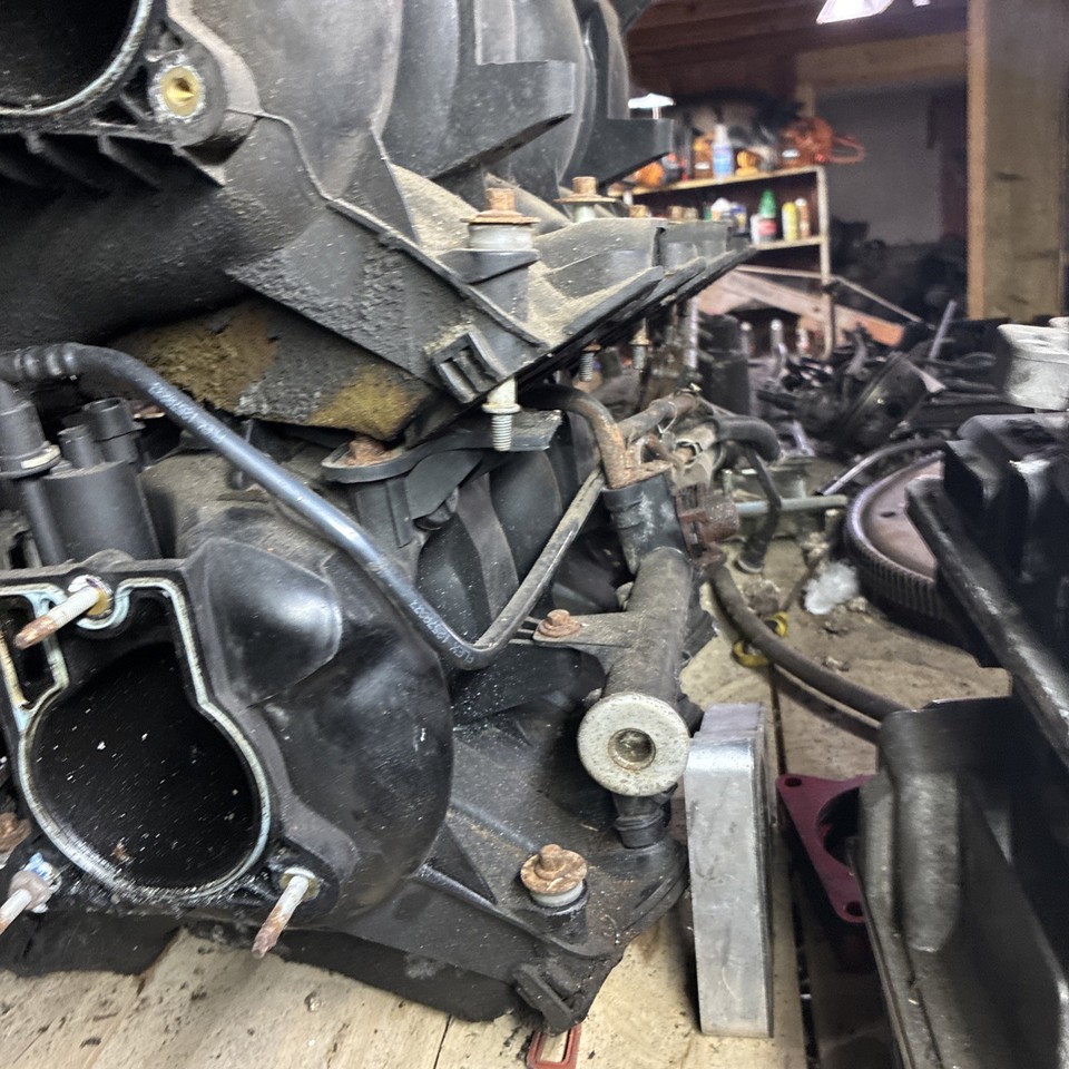 04-06 Chevy GMC 4.8 5.3 6.0L LQ4 LM7 Complete Intake Manifold Throttle ...