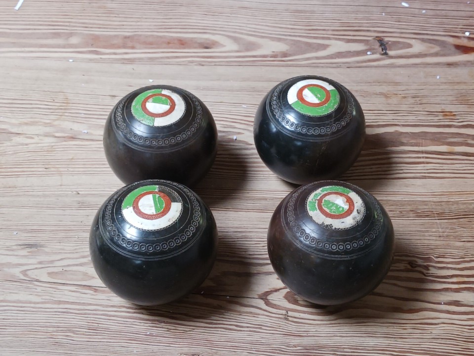 Vintage lawn bowling balls Taylor Rolph Imp Brand | eBay UK