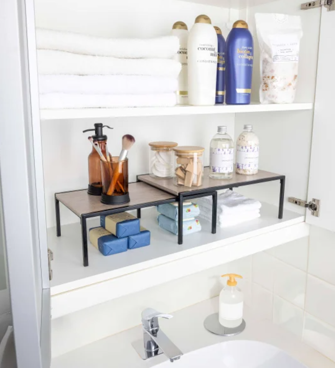 Smart Design Expandable Kitchen Storage Shelf Premium Wooden Accents ...