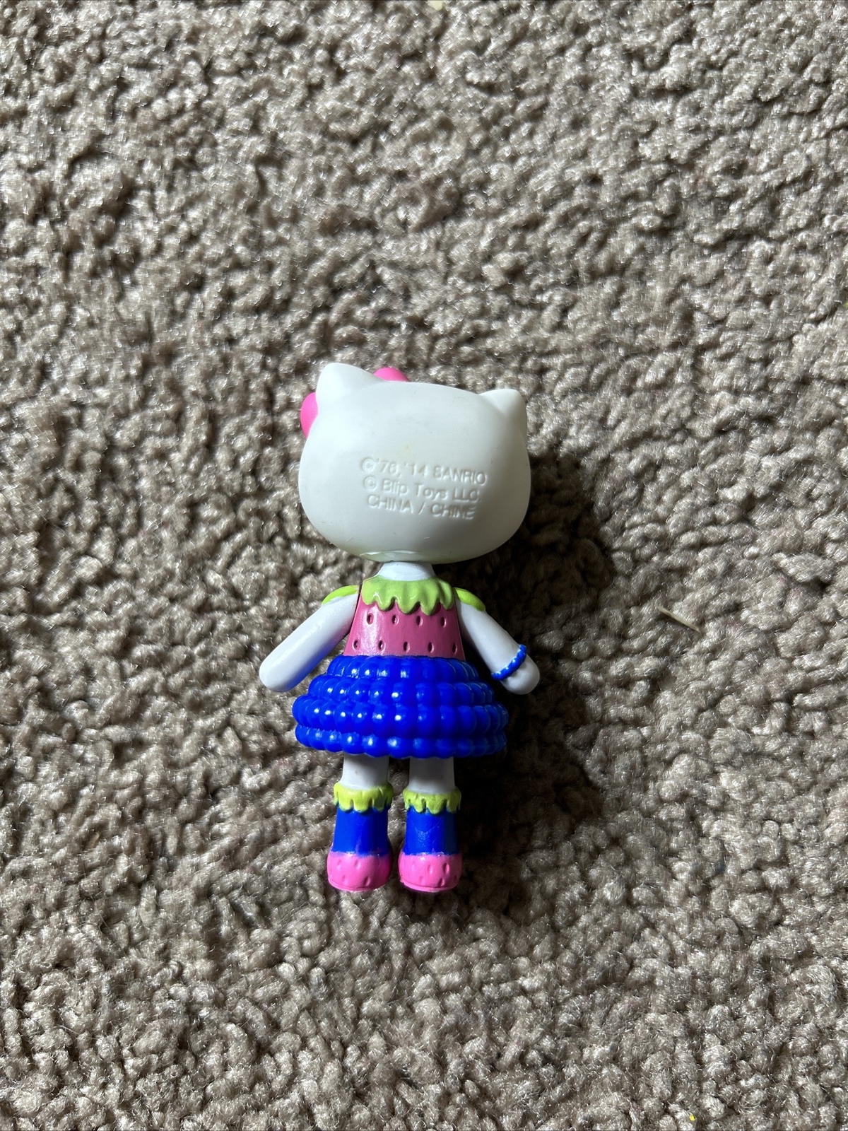 XOXO Hello Kitty Mini Doll Blue & Pink Fruit Dress 2014 Blip Toys | eBay