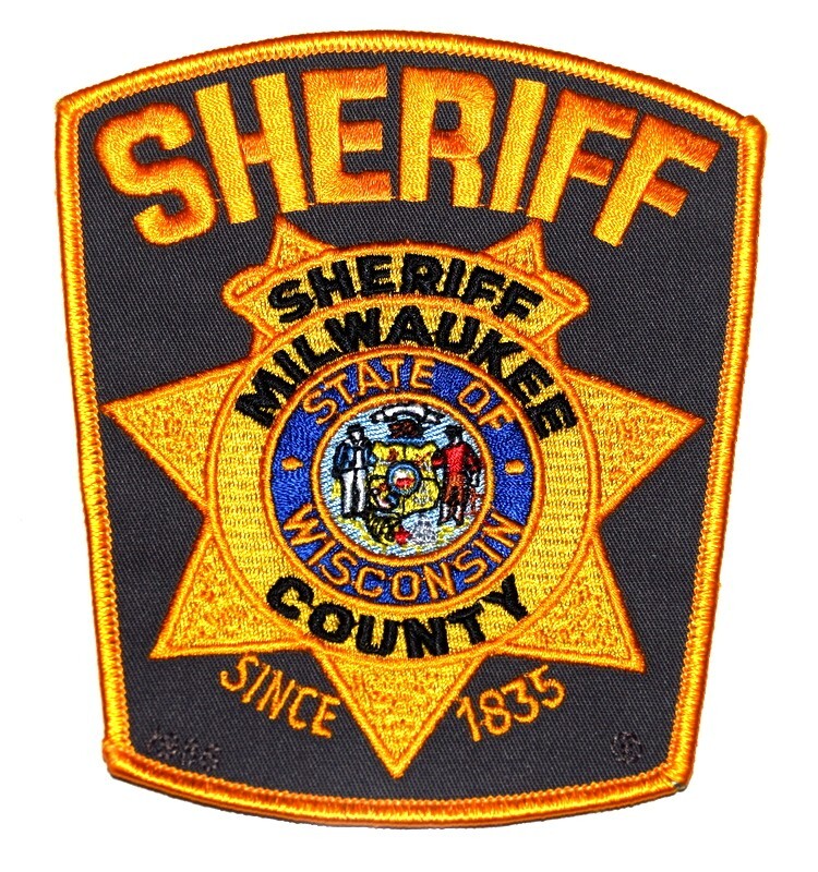 MILWAUKEE COUNTY WISCONSIN WI Sheriff Police Patch STATE SEAL SHIELD ...