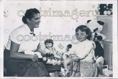 1956 Boxer Rocky Marciano Wife Barbara & Daughter Mary Anne Press Photo ...