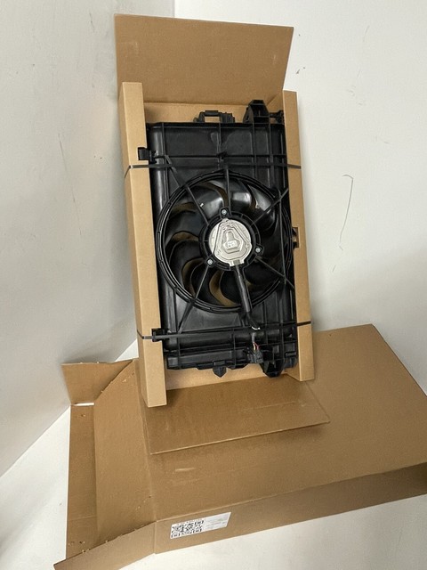 2017-2020 Tesla Model 3 Radiator Fan and Shroud Assembly OEM 17-20 for ...