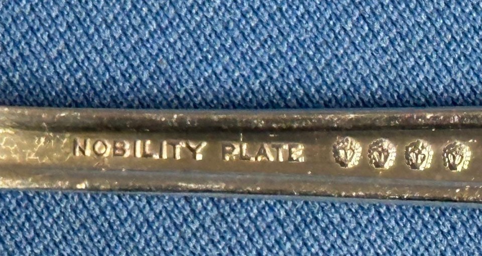 5 Oneida Nobility Plate ROYAL ROSE Silverplate Teaspoons | eBay