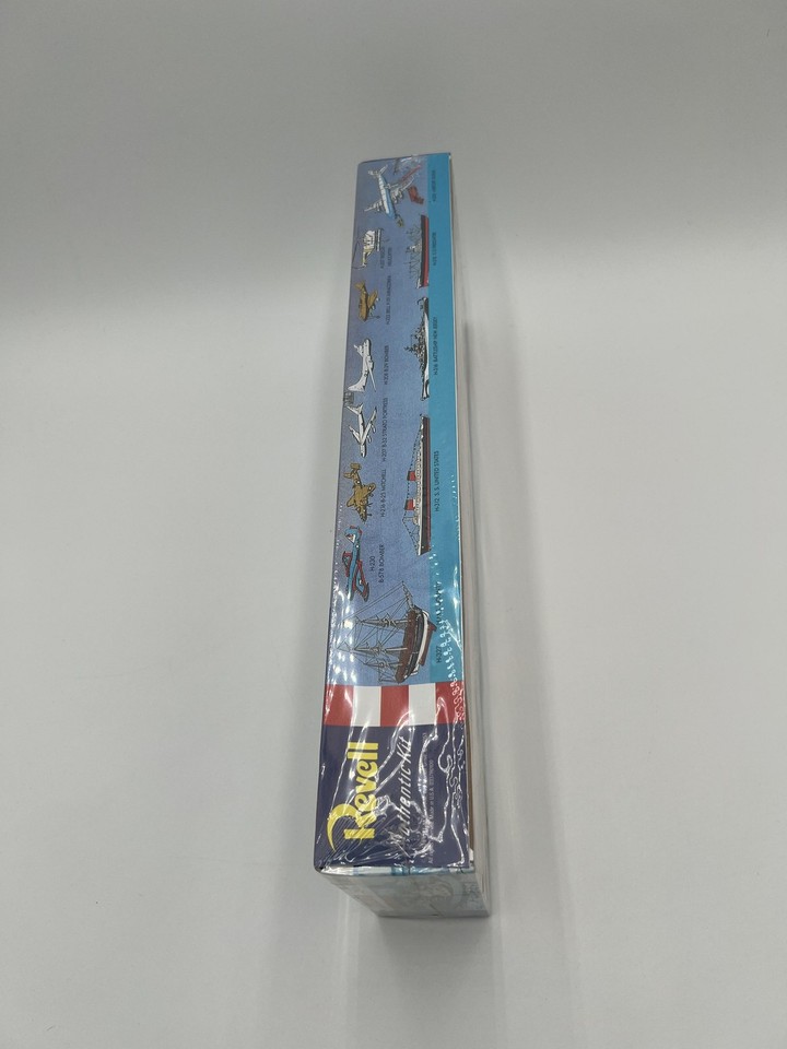 Revell U.S. Coast Guard Icebreaker Eastwind Ship Model Kit Blue New ...
