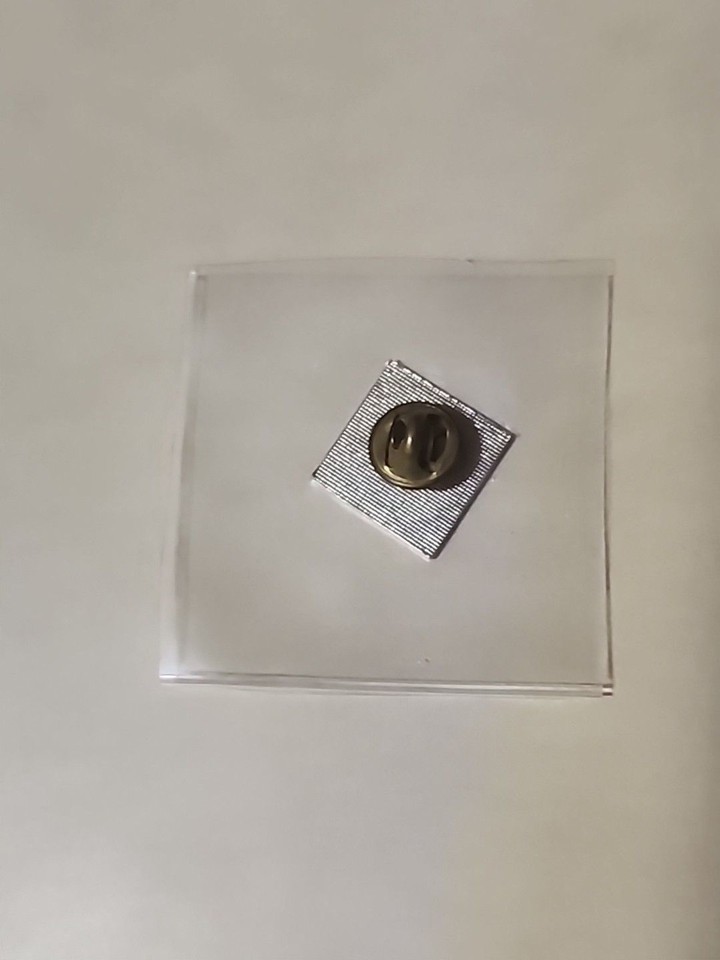 US Army 18th Engineer Brigade Hat Pin 1" Red & White Military Insignia ...