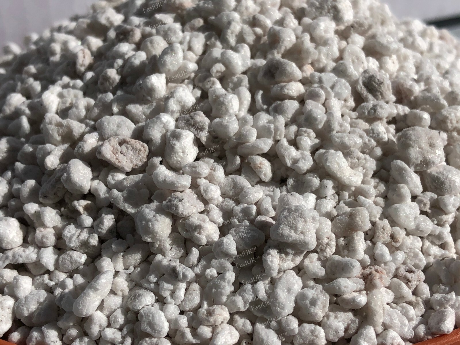 Vermiculite Perlite Mix - 50:50 Blend for Soil Improvement & Aeration 1 ...