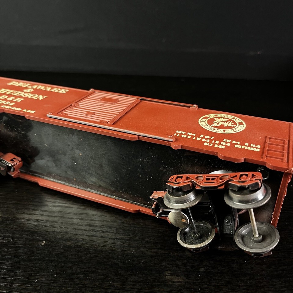 Kusan KRIS MODEL TRAINS Delaware & Hudson Freight Car #27034 New | eBay
