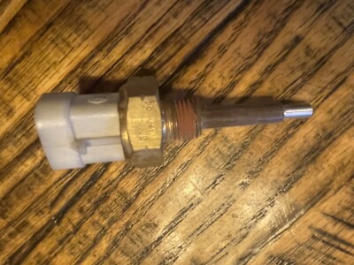 OEM Detroit Diesel 23520380 Engine Coolant Level Sensor | eBay