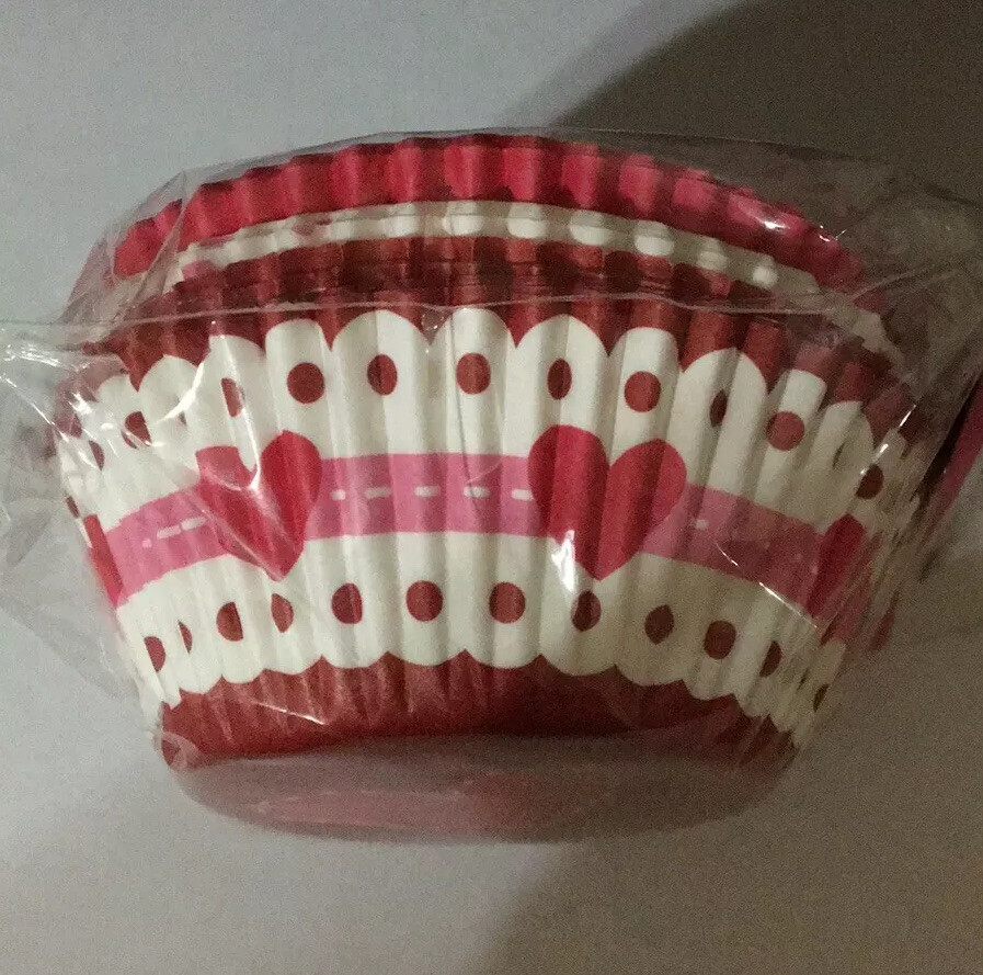 Wilton Valentine Heart Baking Cups 75 Pack | eBay