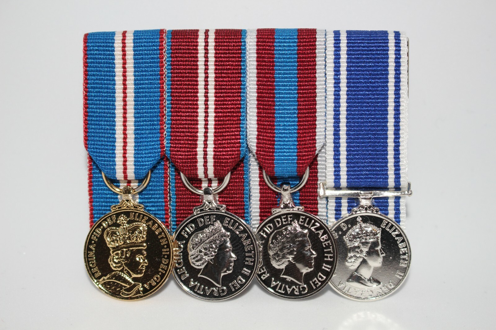 Queens Golden, Diamond, Platinum Jubilee & Police Court Mounted ...