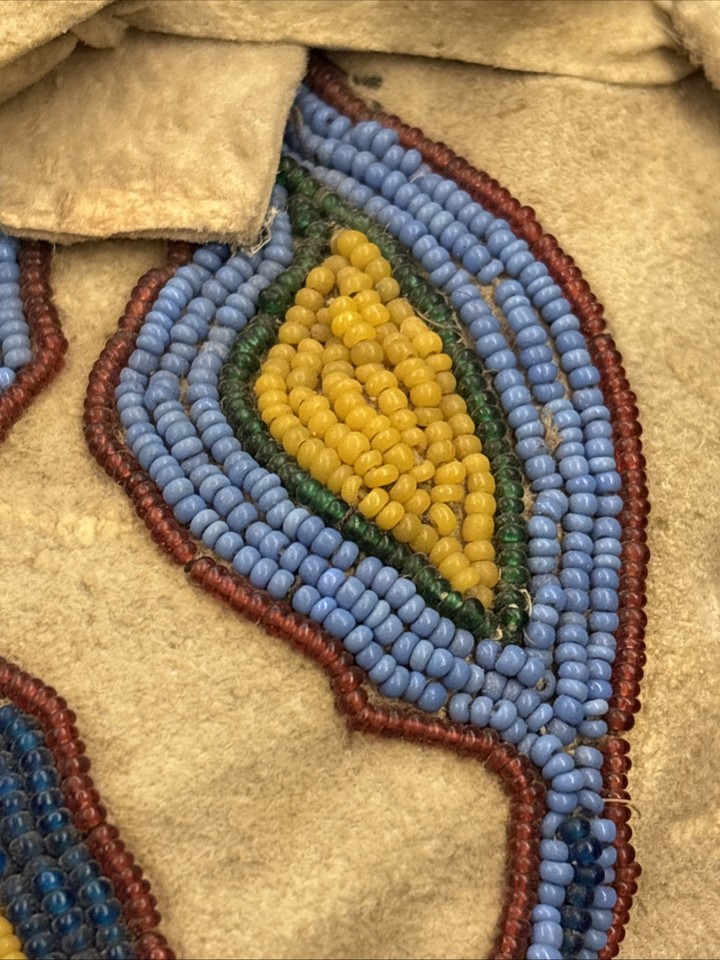 Antique Native American Beaded Otoe Moccasins Beaded Pictorial Hands ...