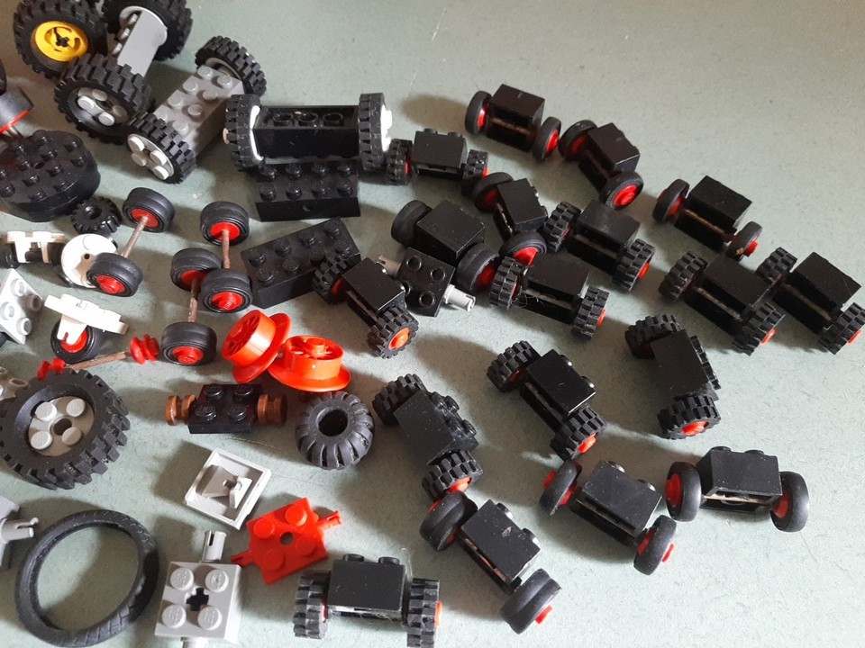 LEGO WHEELS BULK Tyres Rims VARIOUS VTG Small Large Complete + Parts ...
