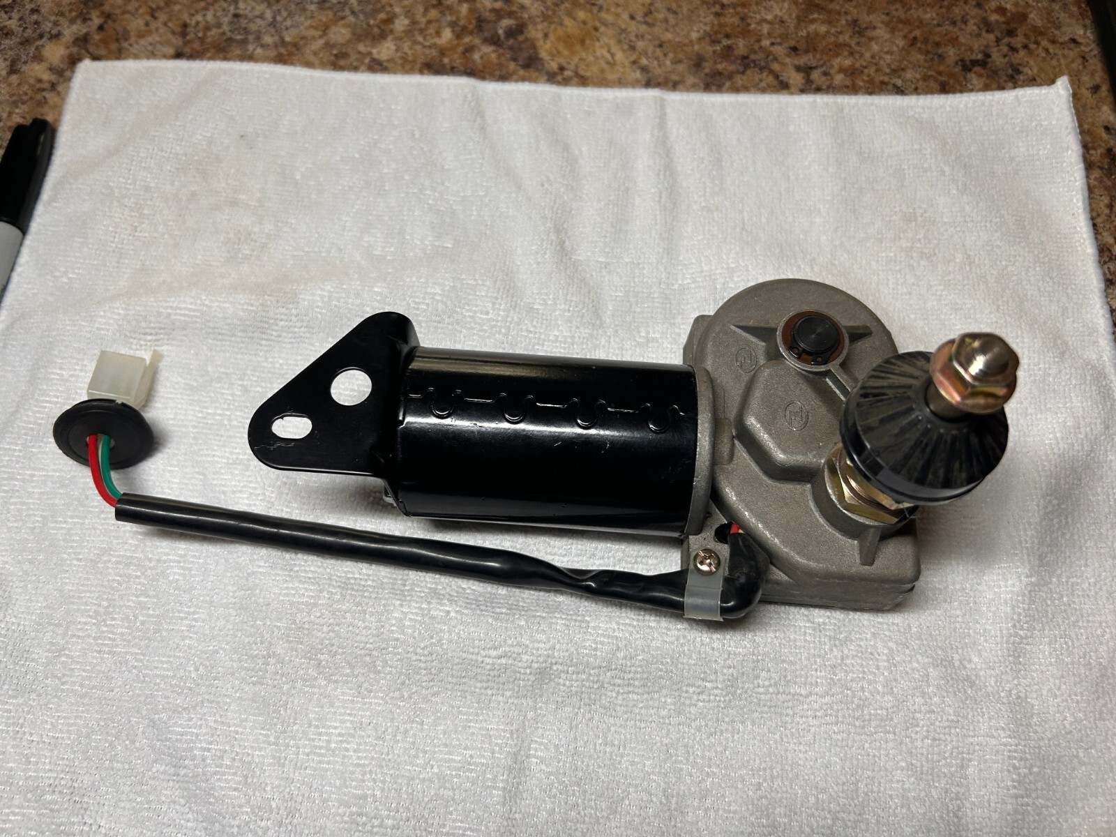 Wiper Motor 205-06-71410 203-06-41720 for Komatsu PC100-3 PC120-3 PC150 ...